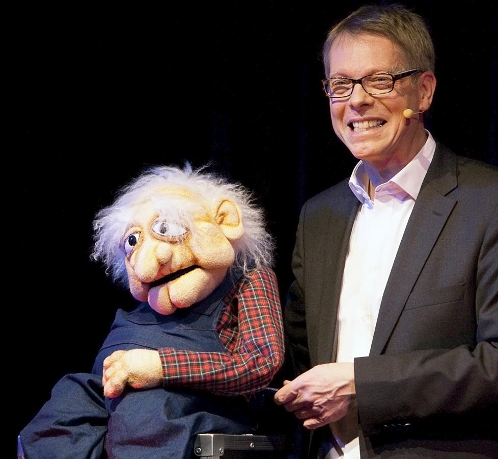 Bauchredner Jörg Jara und Herr Jensen sprechen Klartext | KIELerleben