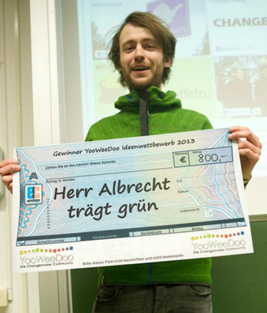 Herr Albrecht trägt grün | KIELerleben
